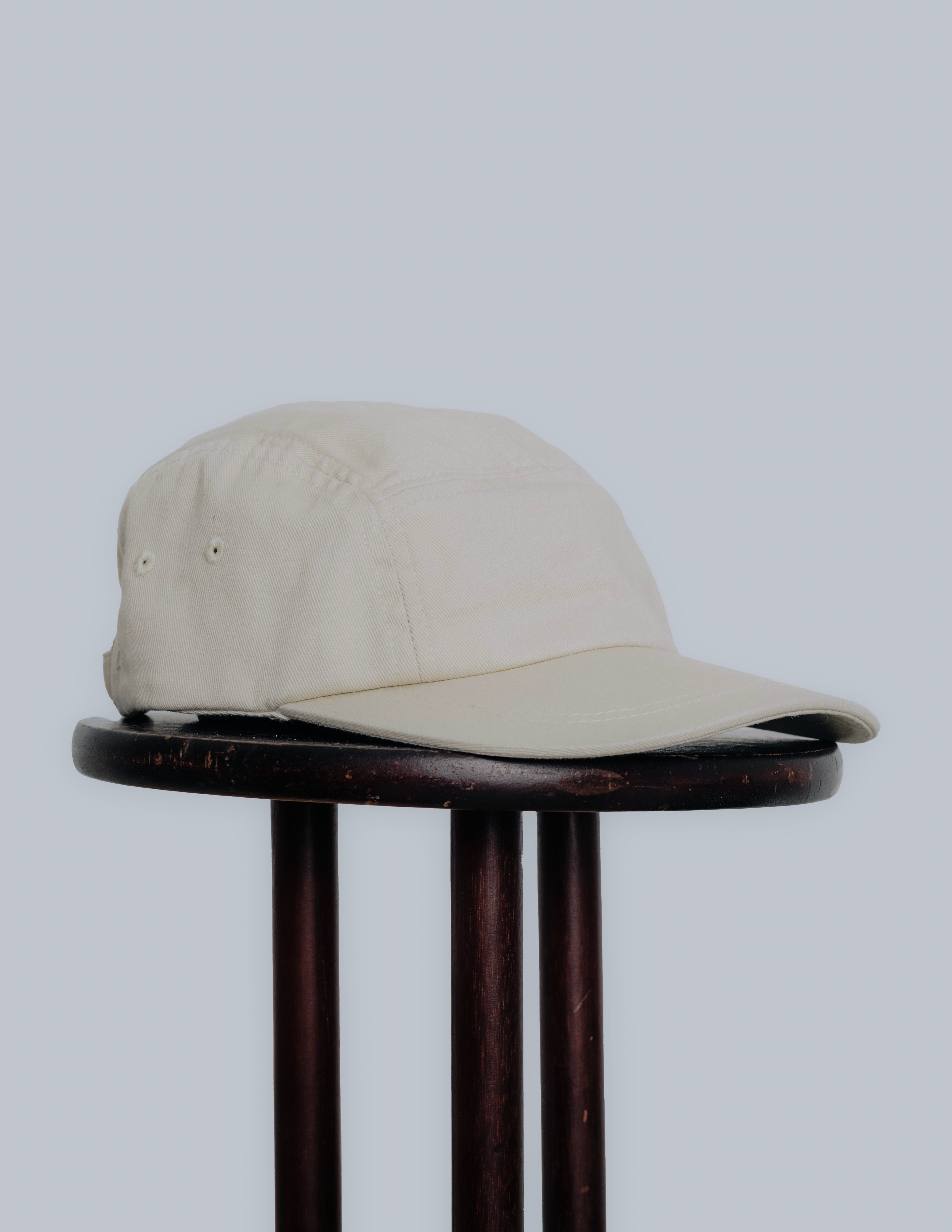 sw1 embroidered five panel cap [beige] – hira